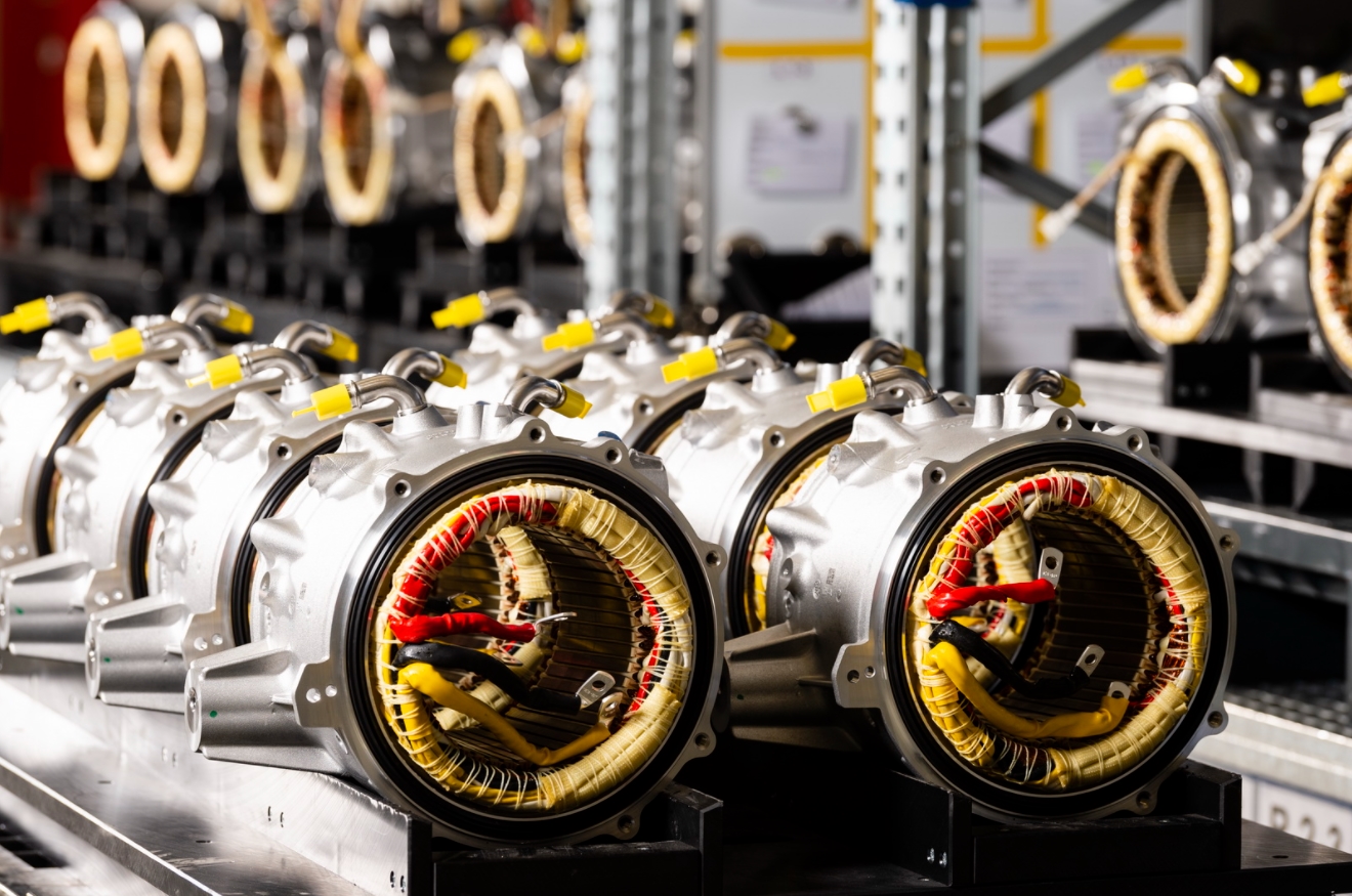 Renault, Valeo, Valeo Siemens eAutomotive Collaborate to Develop and ...